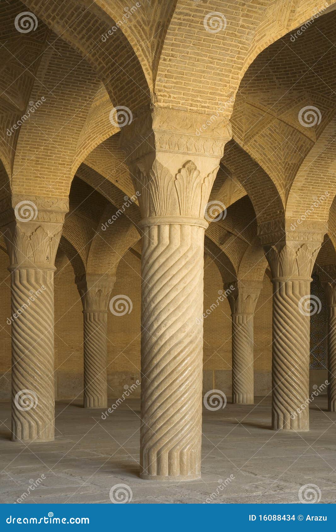 8,751 Mosque Pillars Stock Photos - Free & Royalty-Free Stock Photos ...
