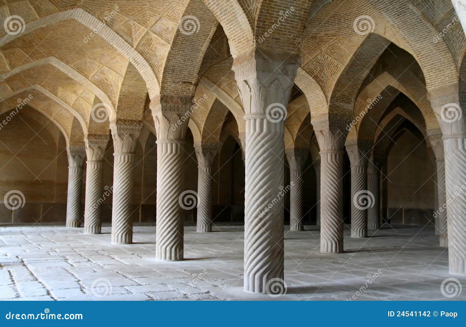 Vakil mosque, Shiraz, Iran stock photo. Image of building - 24541142