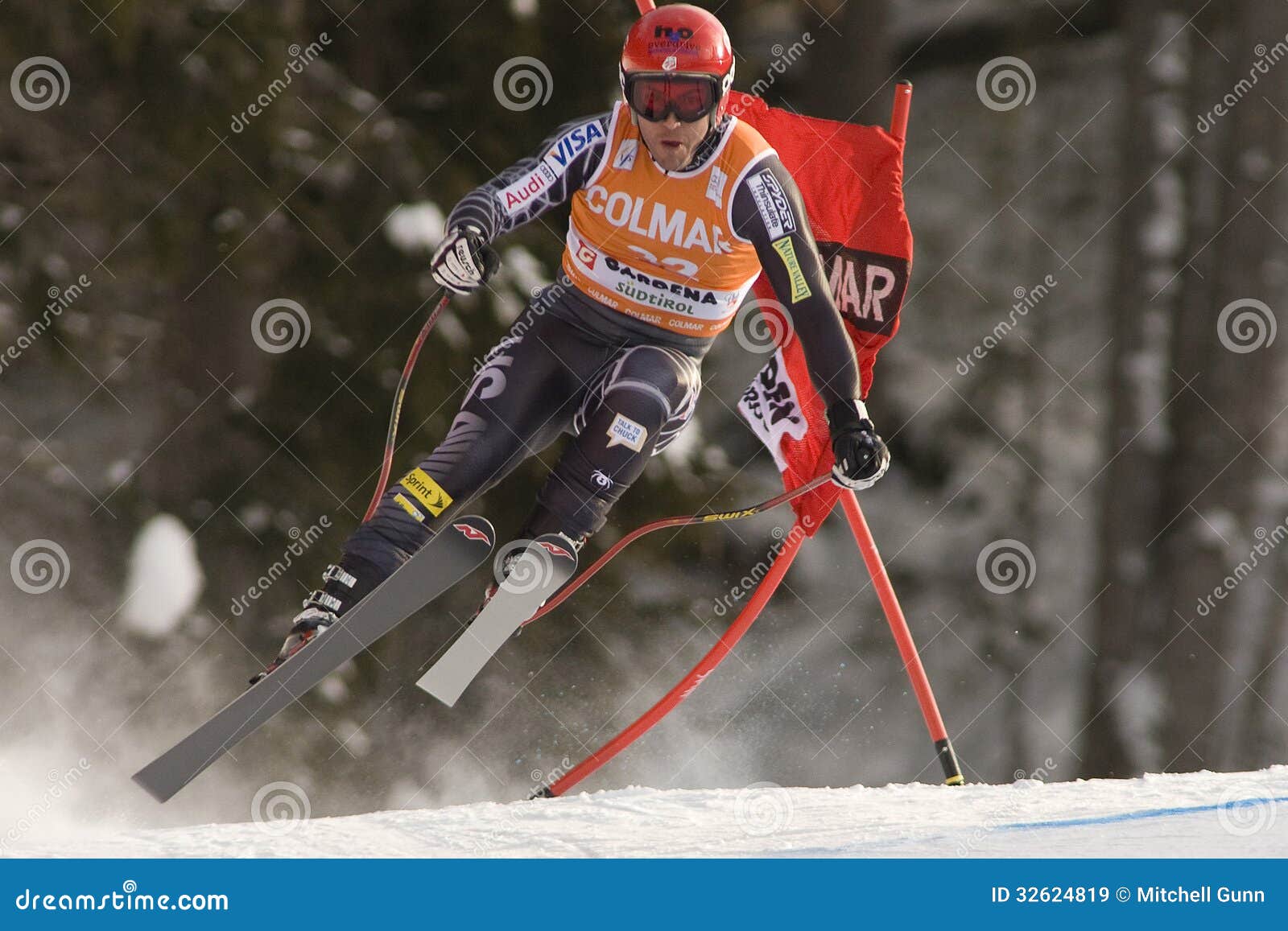 Val Gardena Downhill redaktionelles stockbild. Bild von matten - 32624819