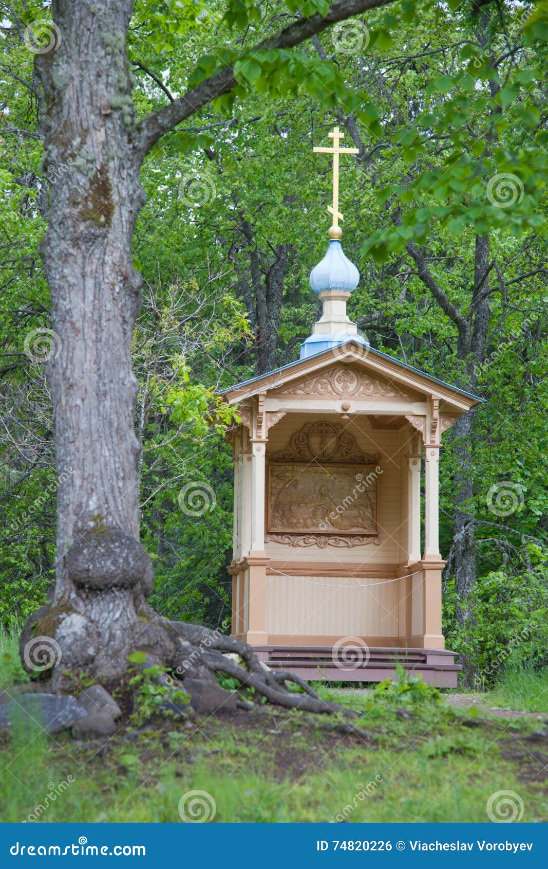 Valaam Kapellen-Qual Im Garten Stockfoto - Bild von konventionalität ...