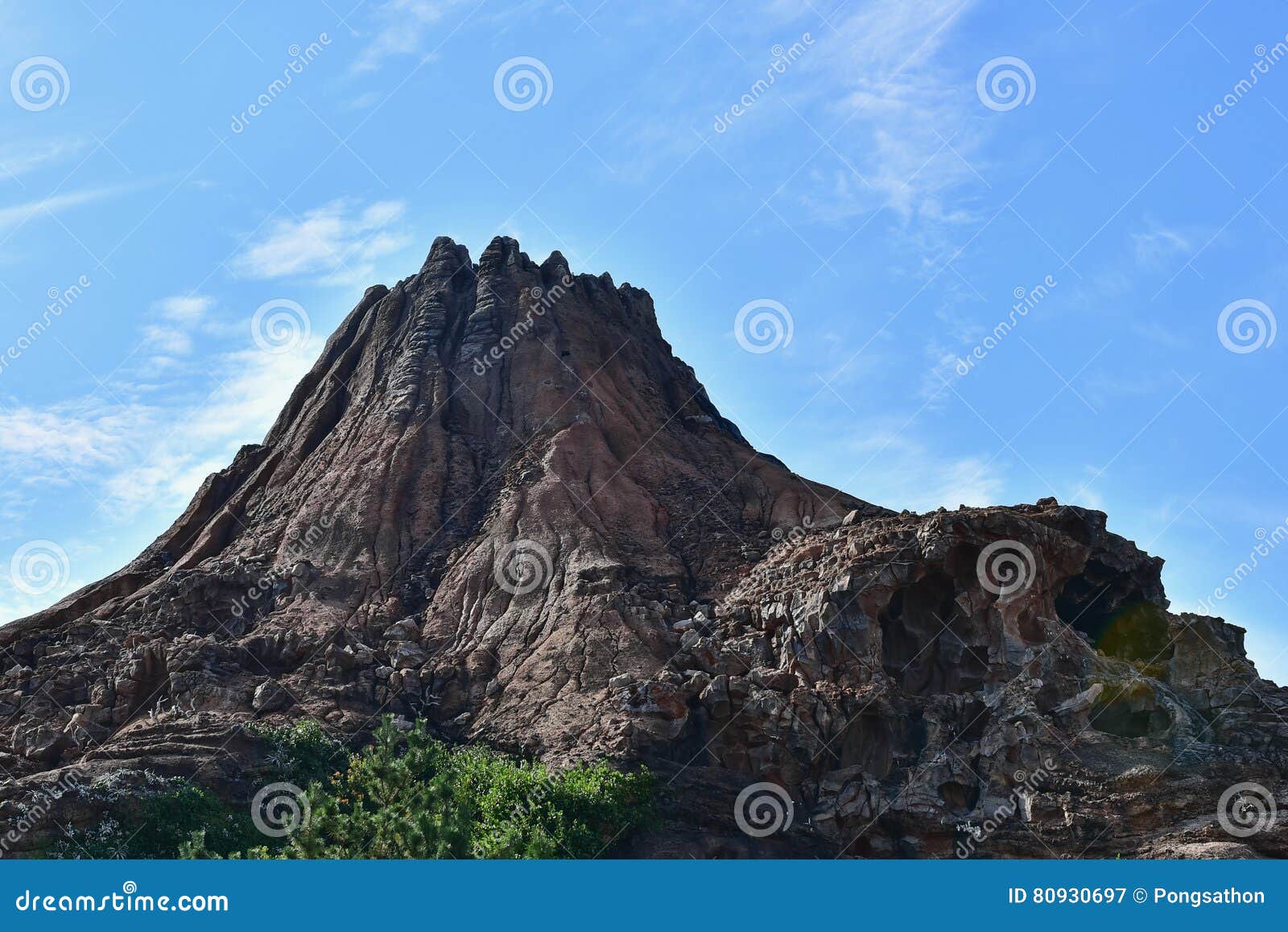 Valcano with blue sky stock image. Image of hike, peak - 80930697