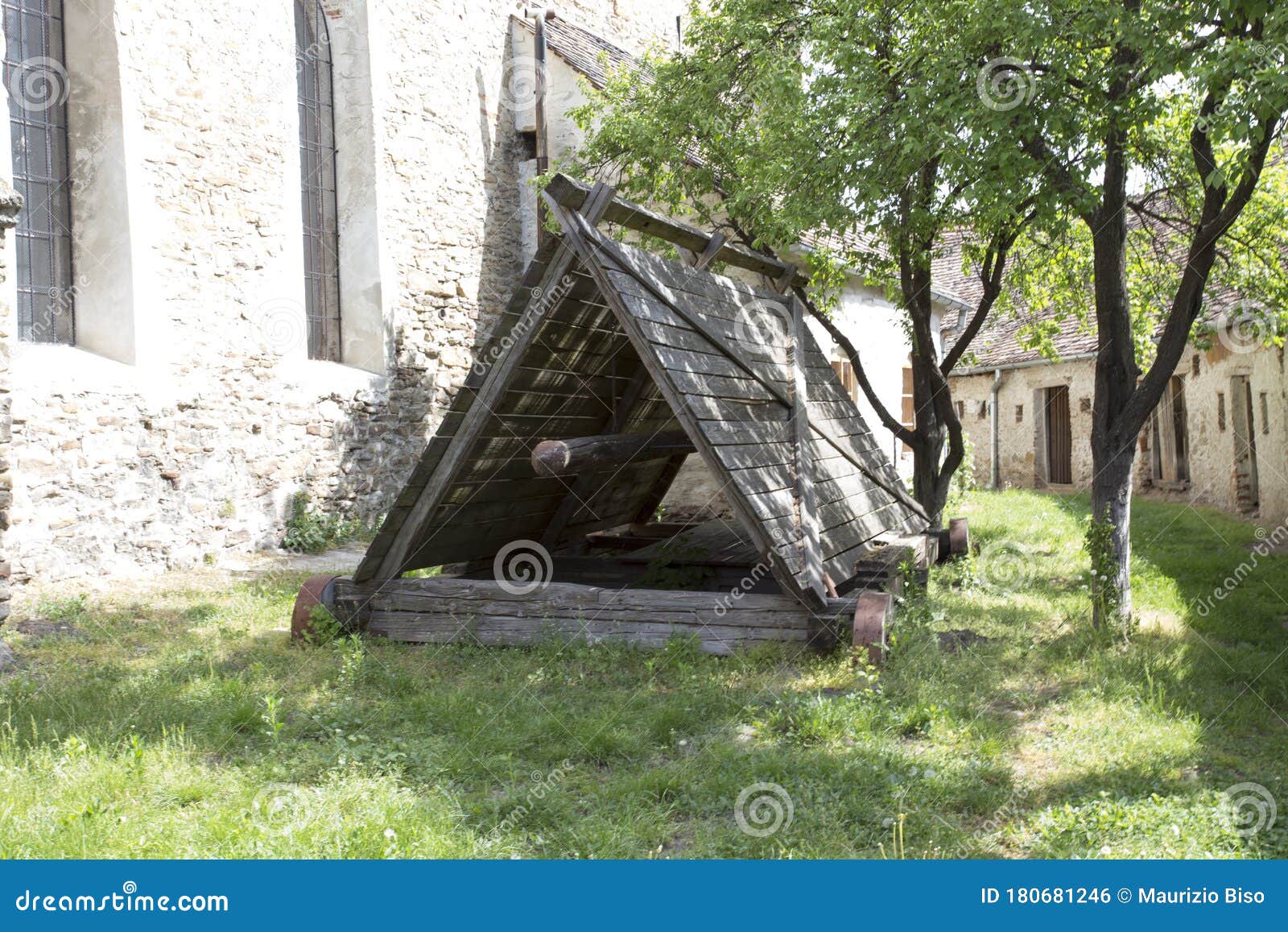 A medieval siege ram editorial photo. Image of museum - 180681246