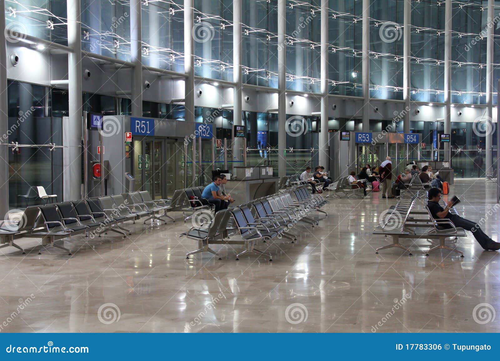 Valencia airport editorial photo. Image of waiting, interior - 17783306
