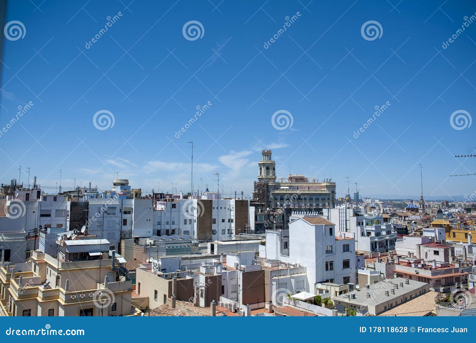 Valencia city skyline stock foto. Image of ligplaats - 178118628