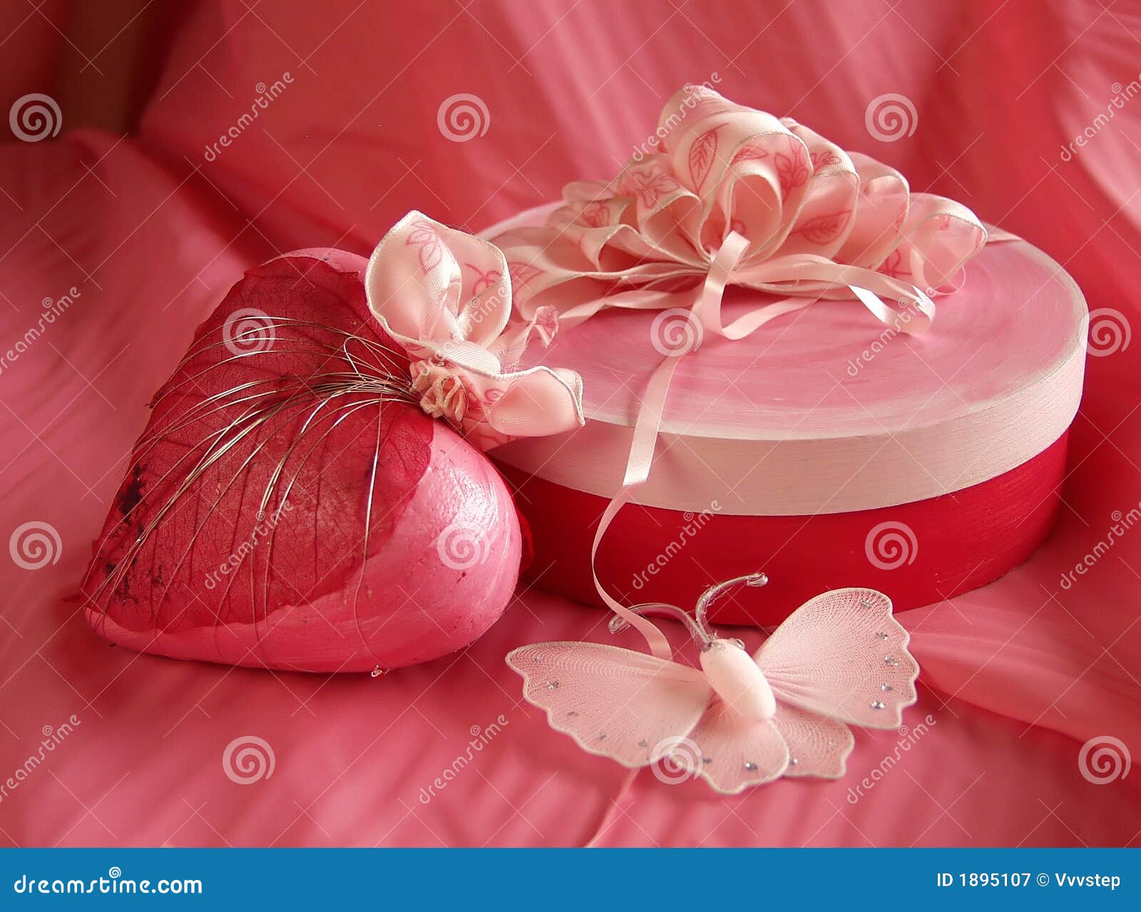 Valentine gift box stock image. Image of roses, valentine - 1895107