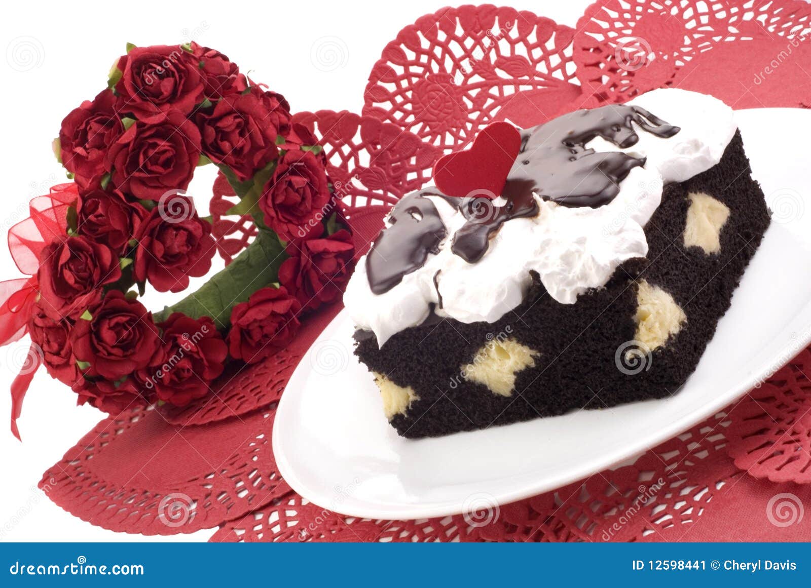 Tilted Cake Royalty-Free Stock Photo | CartoonDealer.com #533673