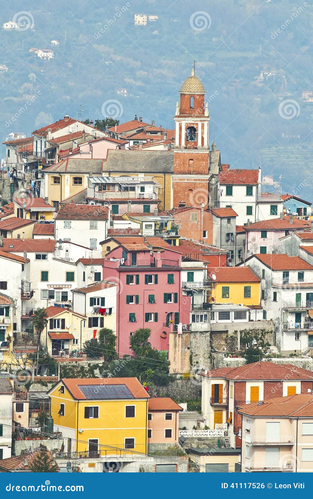 Valeriano photo stock. Image du italie, médiéval, vacances - 41117526