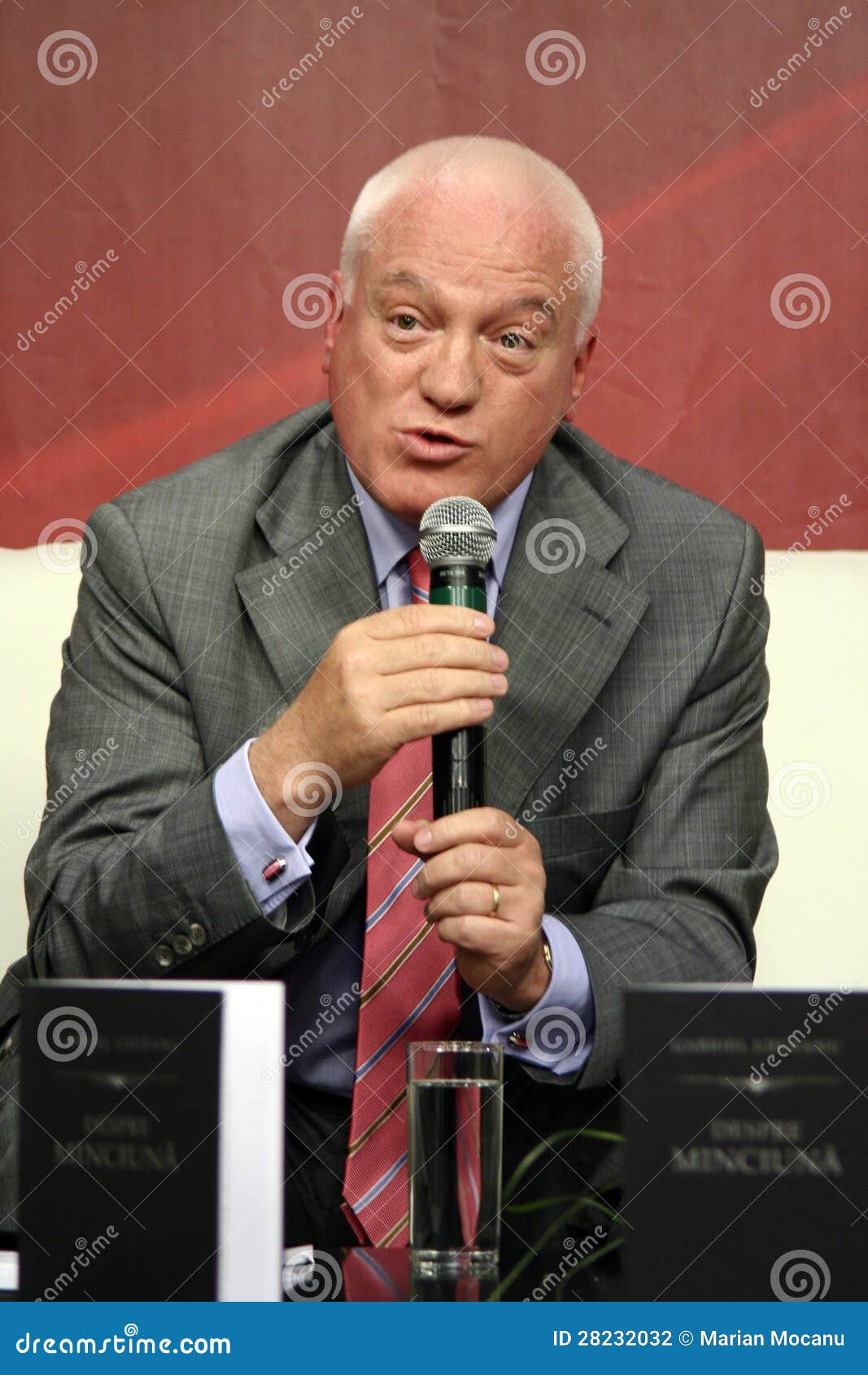 Valeriu Stoica editorial photography. Image of speech - 28232032