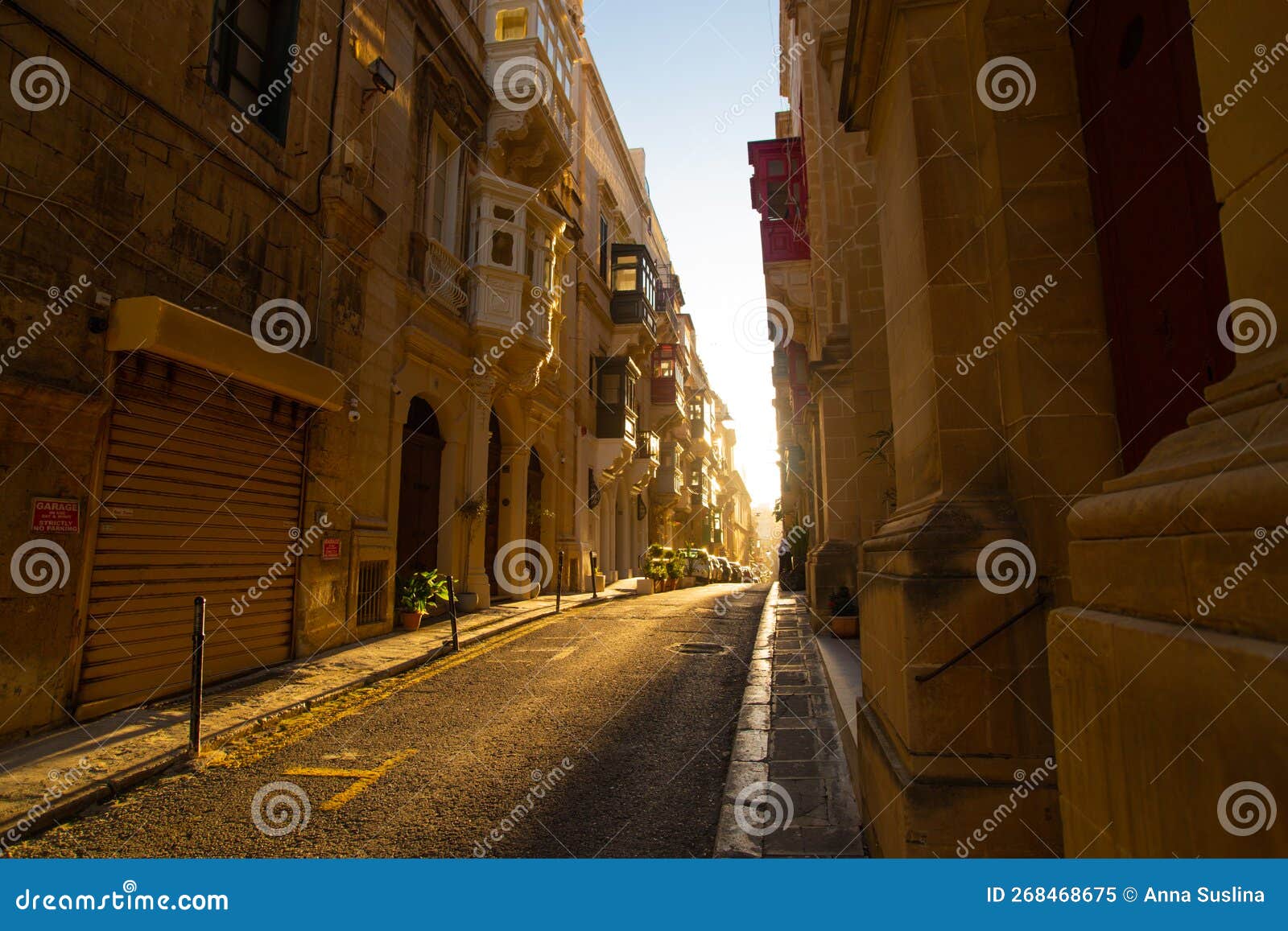 Valetta, Malta - 12 16 22: Empty Street in Warm Pleasant Evening Light ...