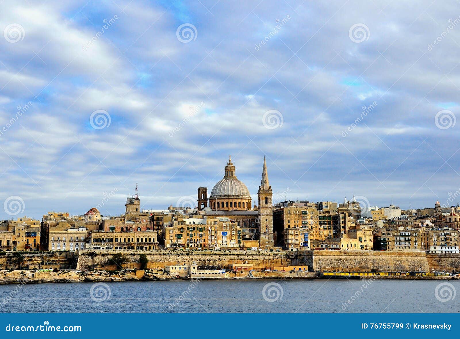 Valletta old town, Malta editorial stock image. Image of island - 76755799