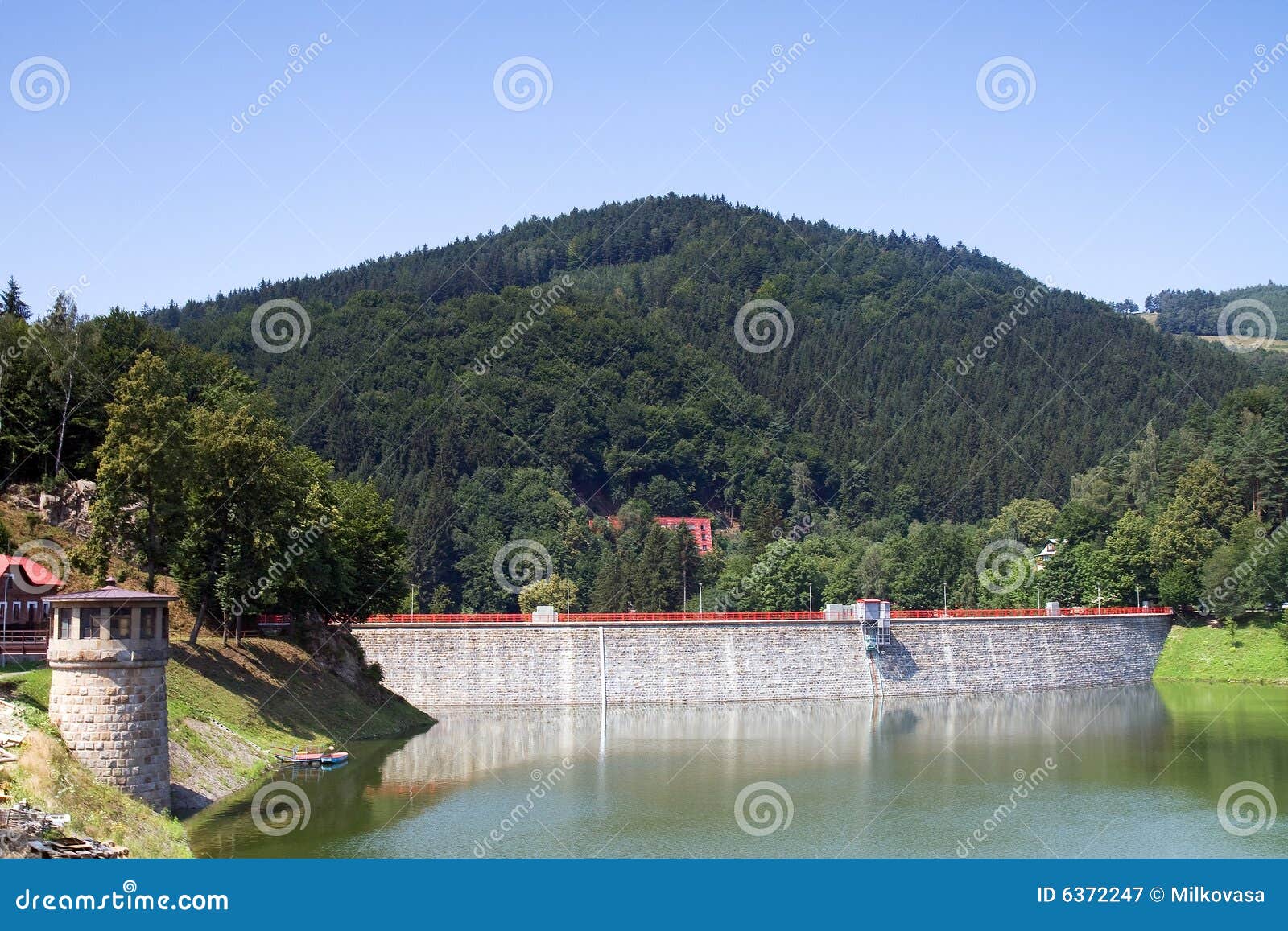 Valley dam stock image. Image of scenery, wall, reservoir - 6372247
