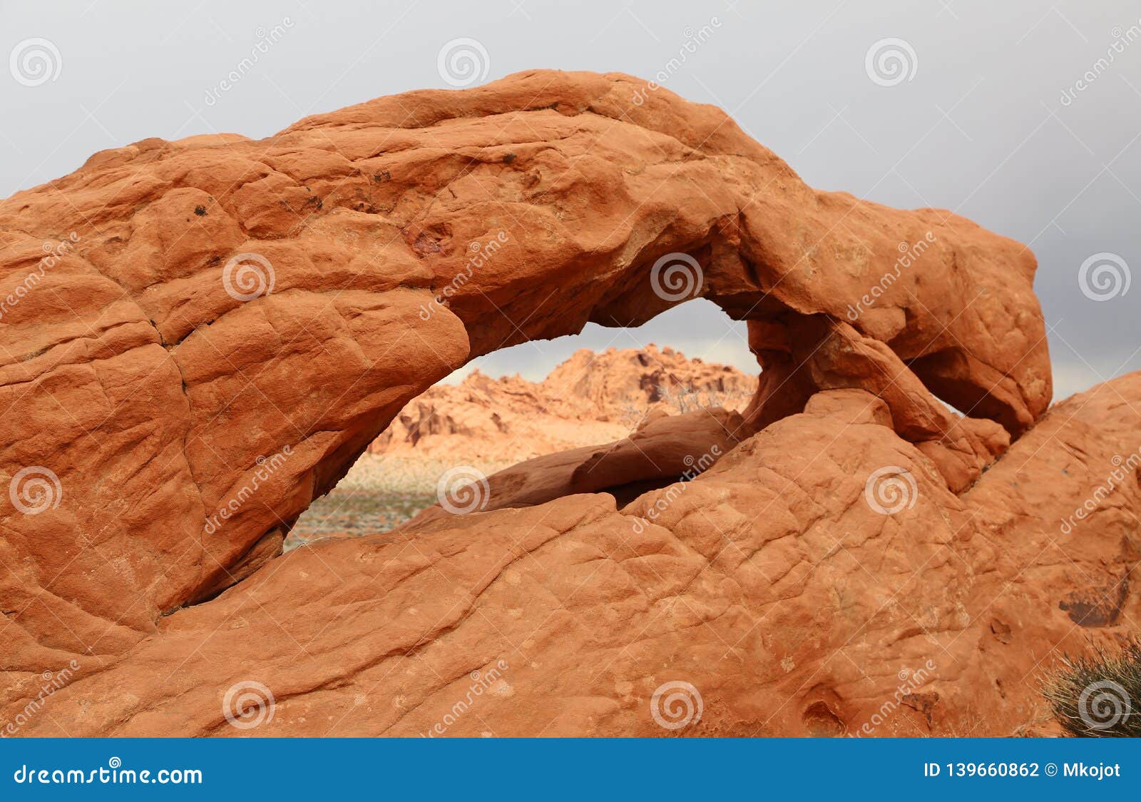 Kissing Snake Arch stock photo. Image of eroded, mountain - 139660862