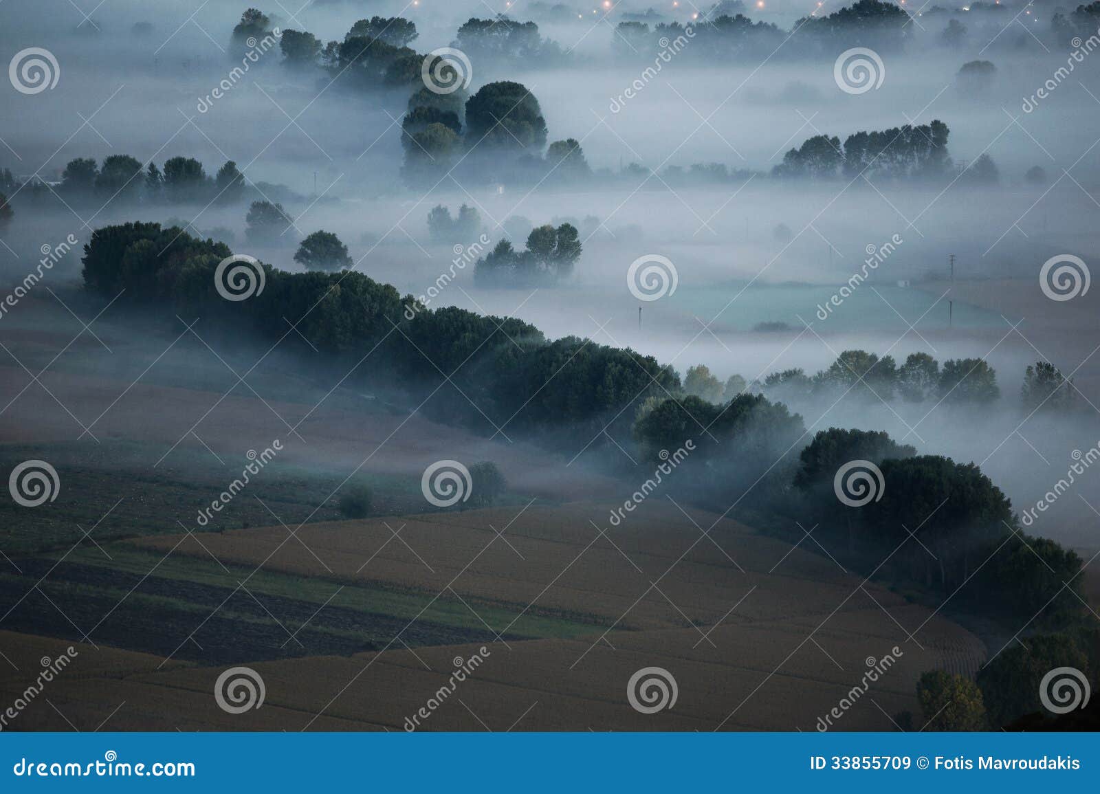 Valley in the mist stock image. Image of misty, ecology - 33855709