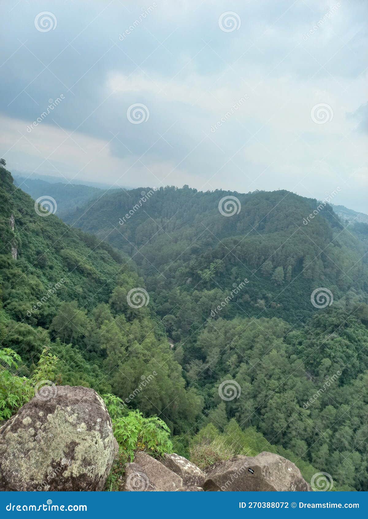 A Valley Traversed by the Fault Stock Photo - Image of ravine, terrain ...