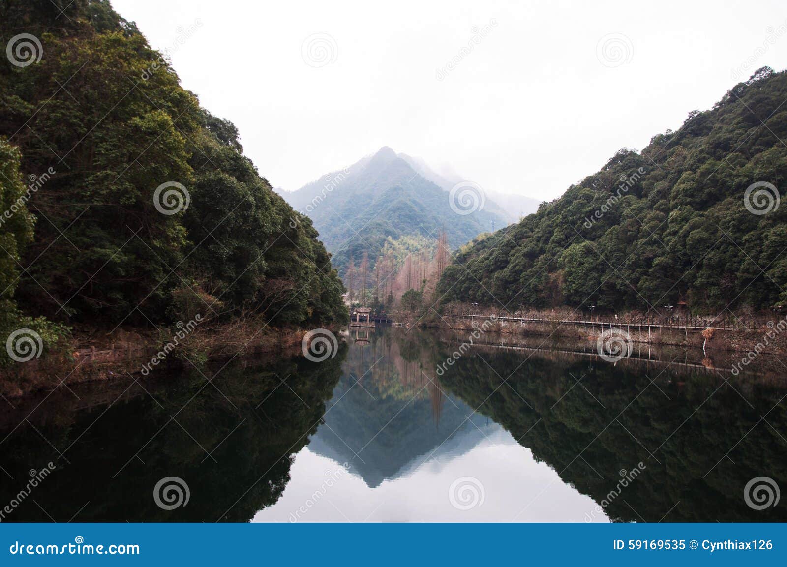The valley in Zhejiang editorial image. Image of lake - 59169535