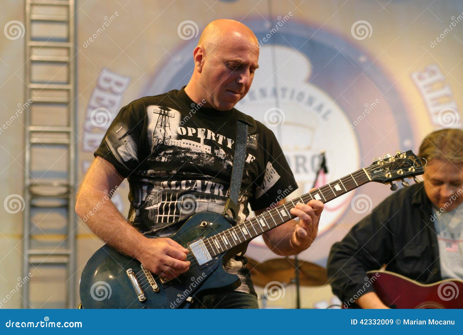 Valter Popa editorial stock image. Image of festival - 42332009