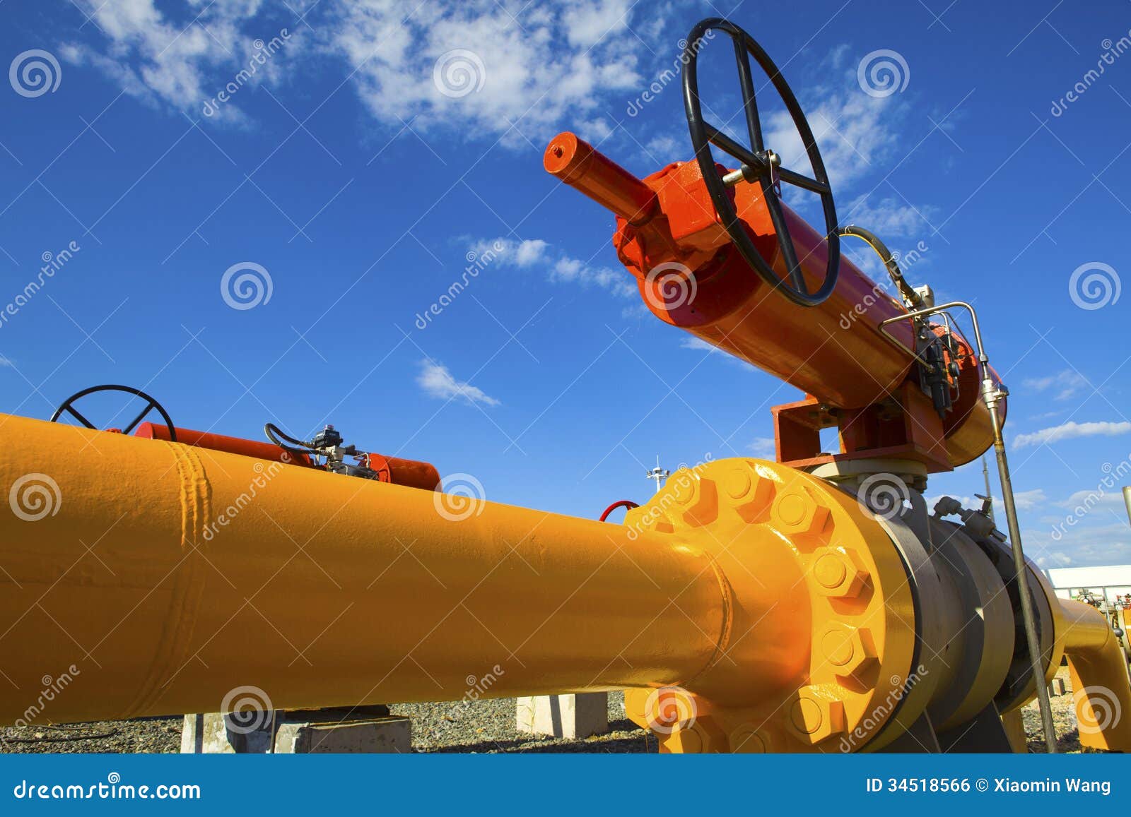 Valve on the pipeline stock photo. Image of industrial - 34518566