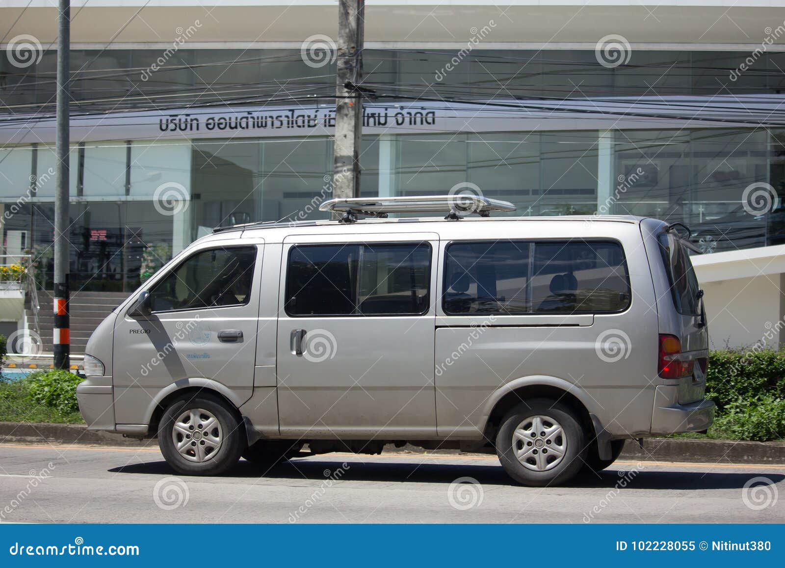 Van Car Privado, Kia Pregio Imagen editorial - Imagen de editorial ...