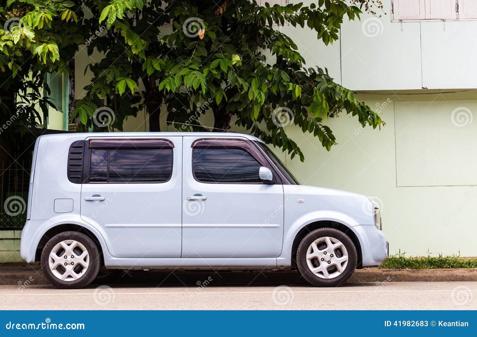 Van cars rectangulaire image stock. Image du lifestyle - 41982683