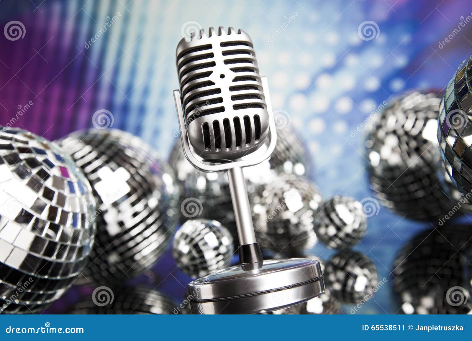 Van De Van De Muziek Achtergrond, Microfoon En Disco Ballen Stock ...