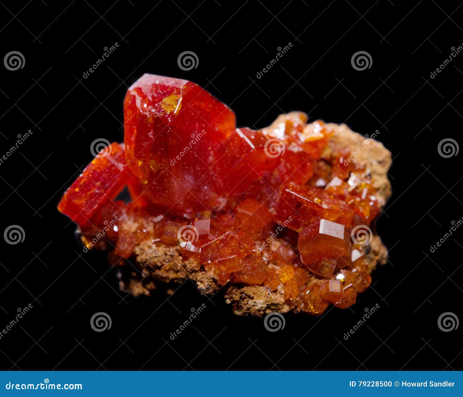 Vanadinite foto de stock. Imagem de marrocos, cura, mineral - 79228500