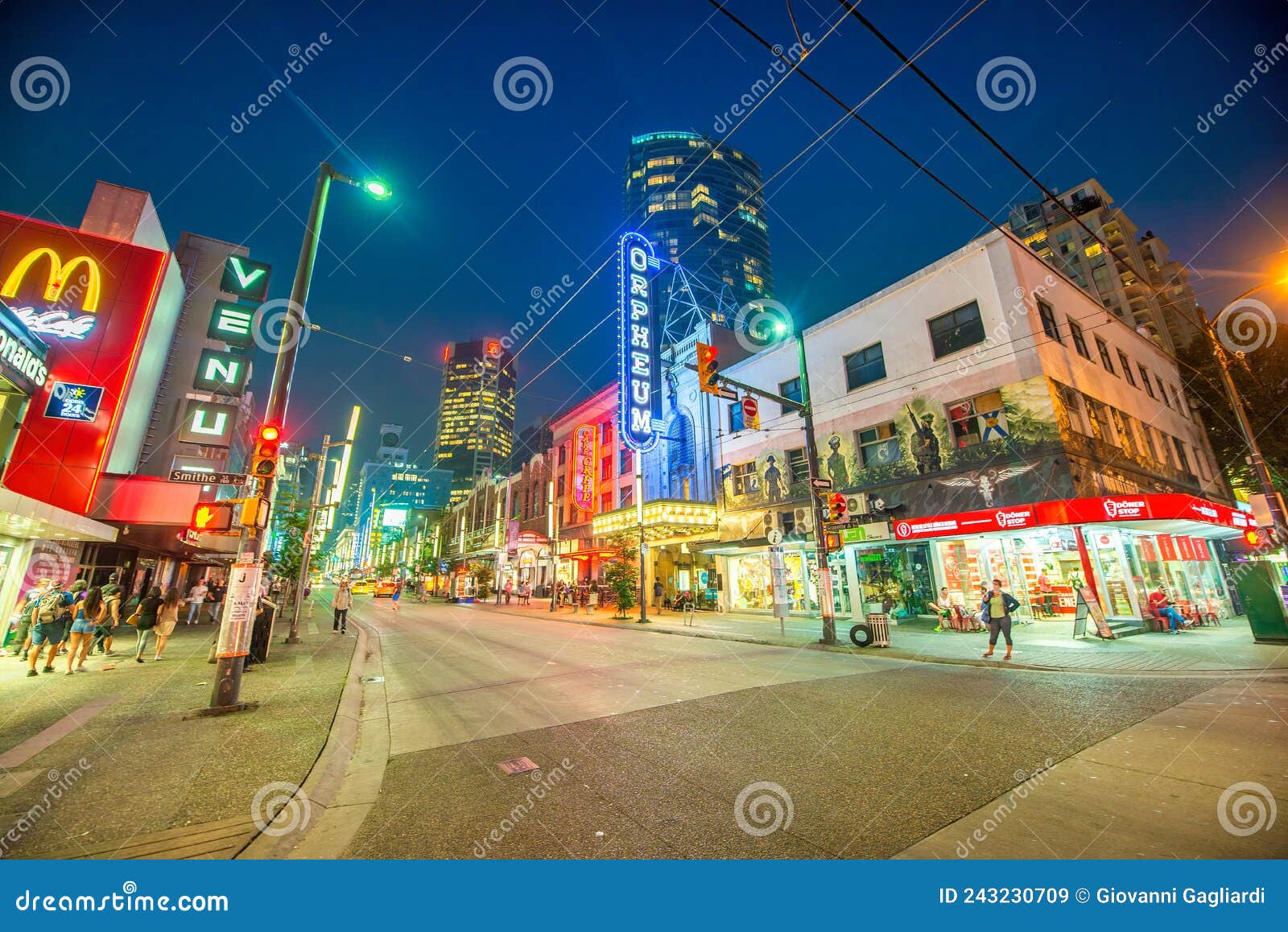 Vancouver, Canada - August 9, 2017: Downtown Vancouver Streets and ...