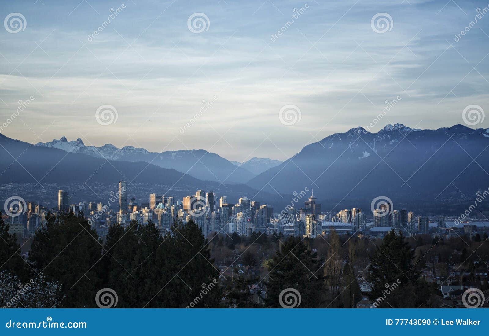 Vancouver Cityscape editorial image. Image of mountain - 77743090