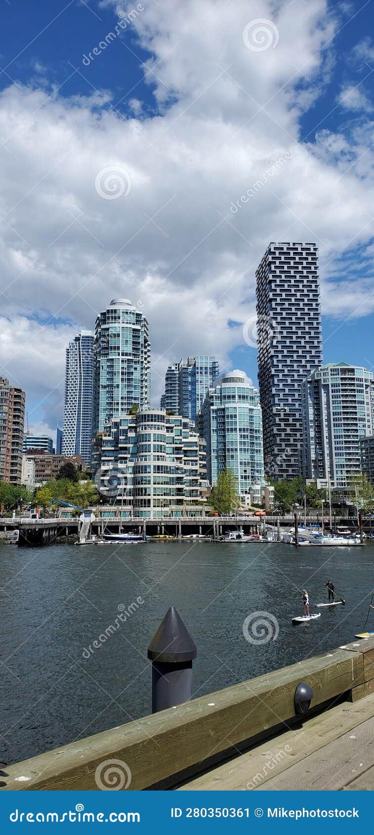 Vancouver Downtown Skyscraper Editorial Photo - Image of tower, metropolis: 280350361