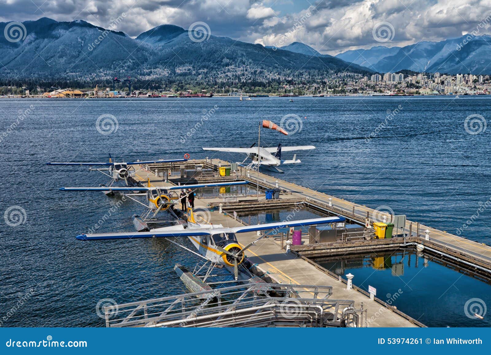 Vancouver Harbour Flight Centre Seaplane Terminal Editorial Photo ...