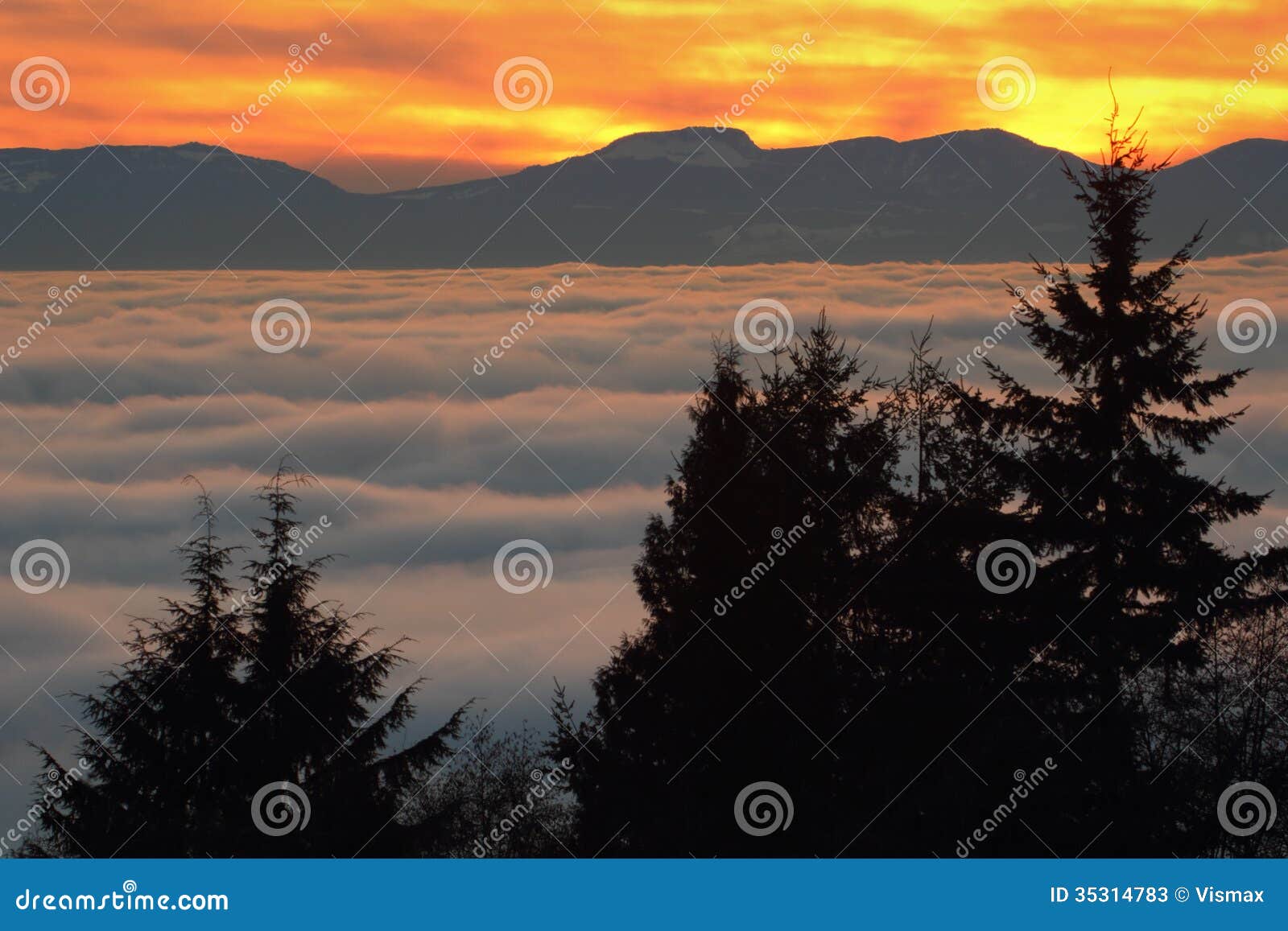 Vancouver Sunset Fog stock image. Image of columbia, scene - 35314783