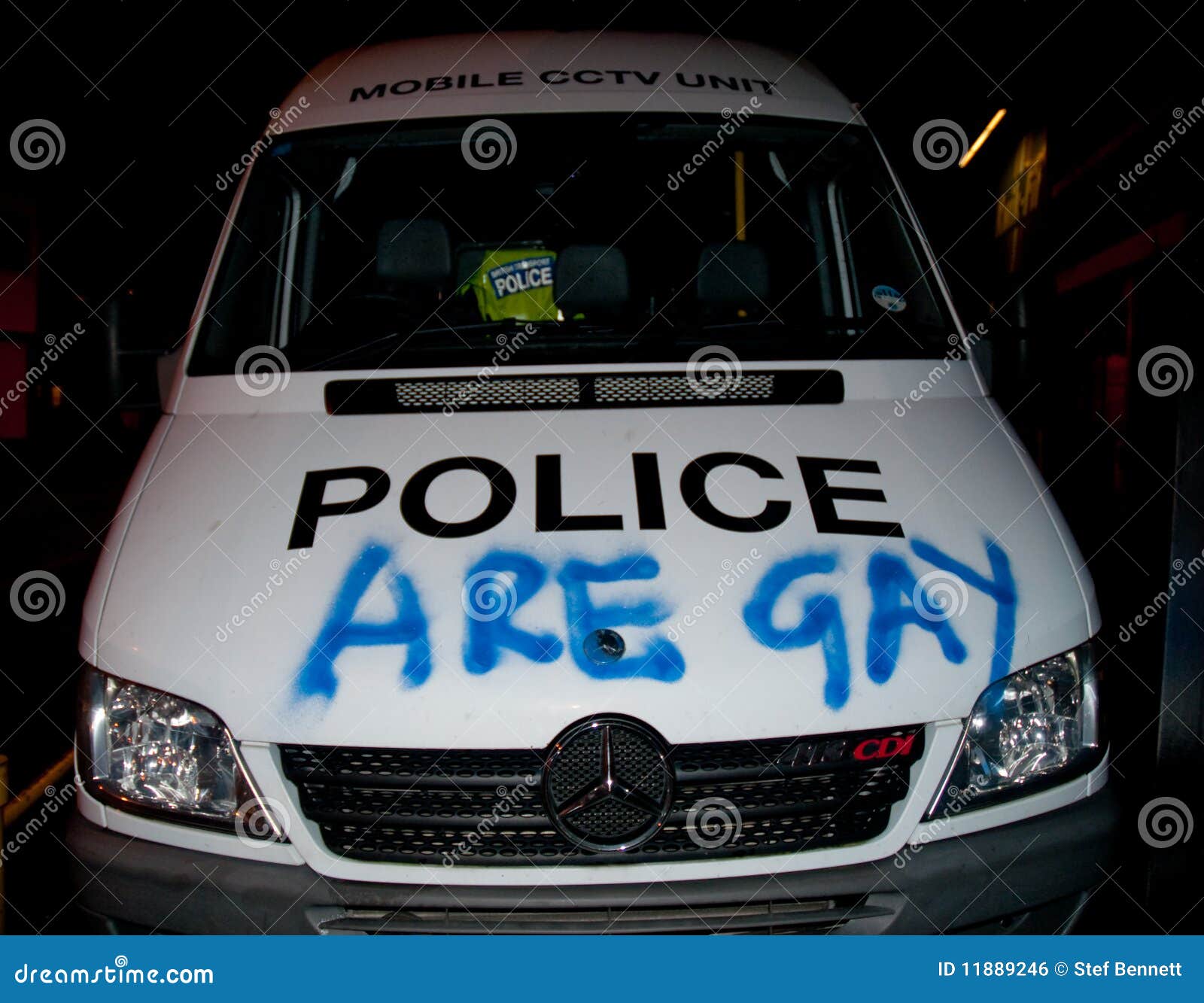 Vandalised Police Van editorial photo. Image of crewe - 11889246