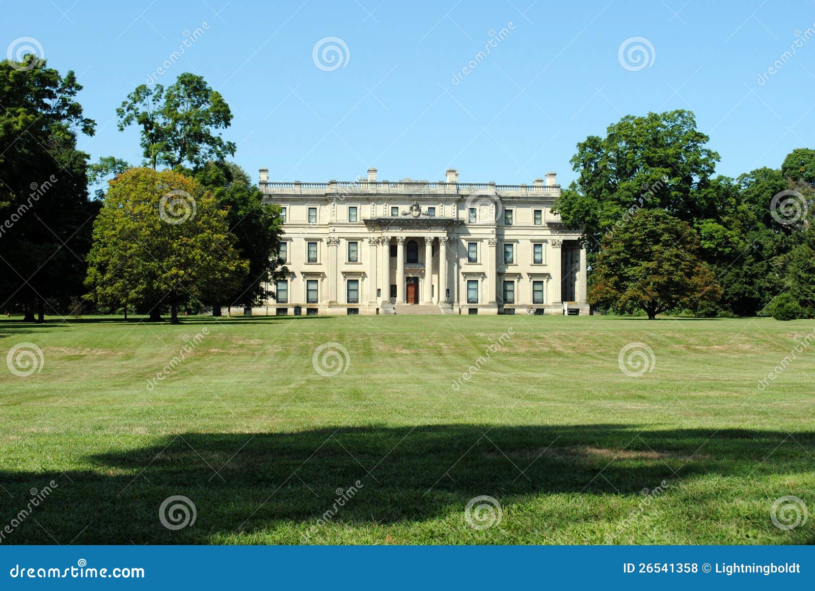 Vanderbilt Estate Mansion, Hyde Park NY Stock Photo - Image of empire ...