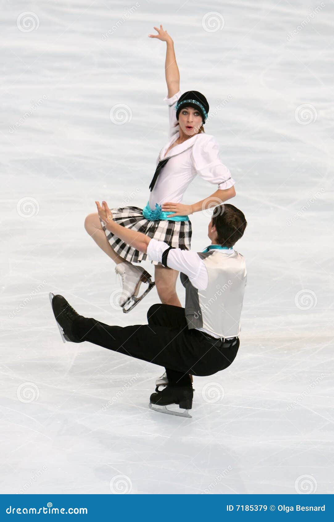 Vanessa CRONE / Paul POIRIER (Canada) Editorial Stock Image - Image of ...