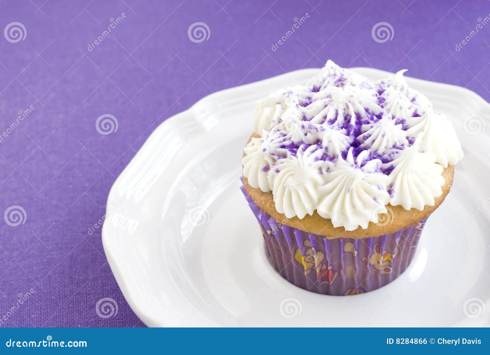 Vanilla Cupcake with Purple Background Stock Photo - Image of foods ...