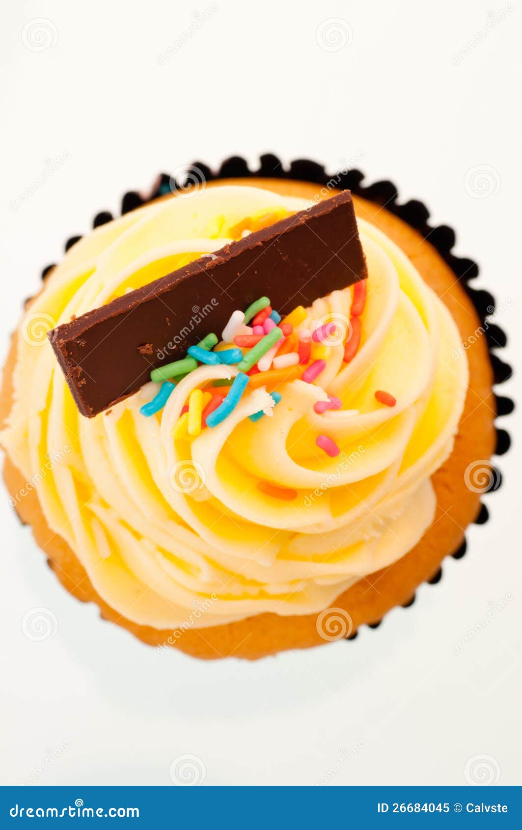 664 Cupcake Vanilla Icing Top View Stock Photos - Free & Royalty-Free ...