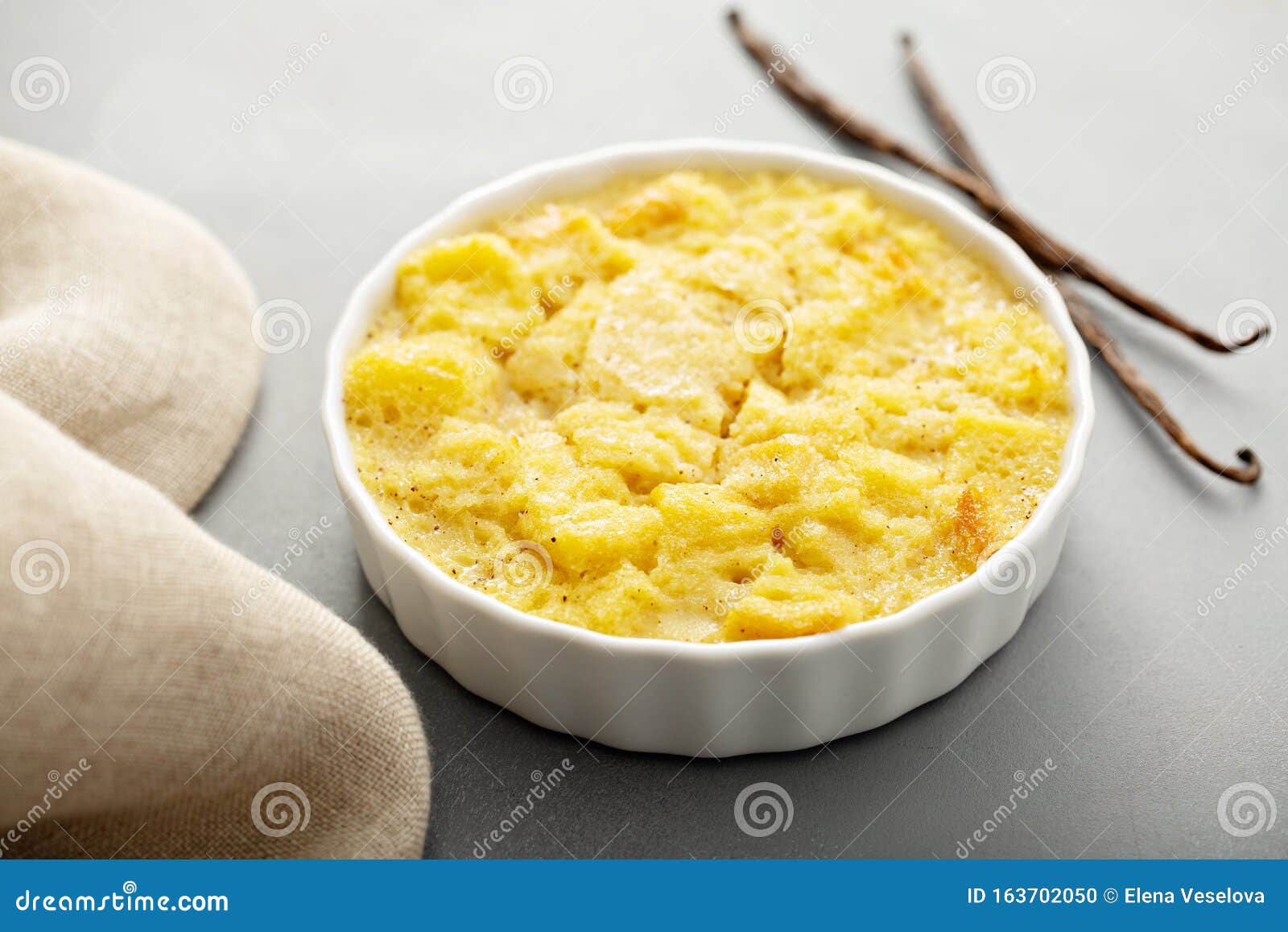 Vanilla Custard Bread Pudding Stock Photo - Image of cooking, dried ...