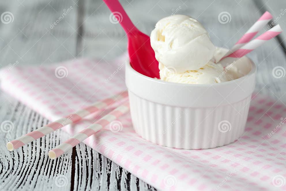 Vanilla Ice-cream on White Background Stock Image - Image of freeze ...