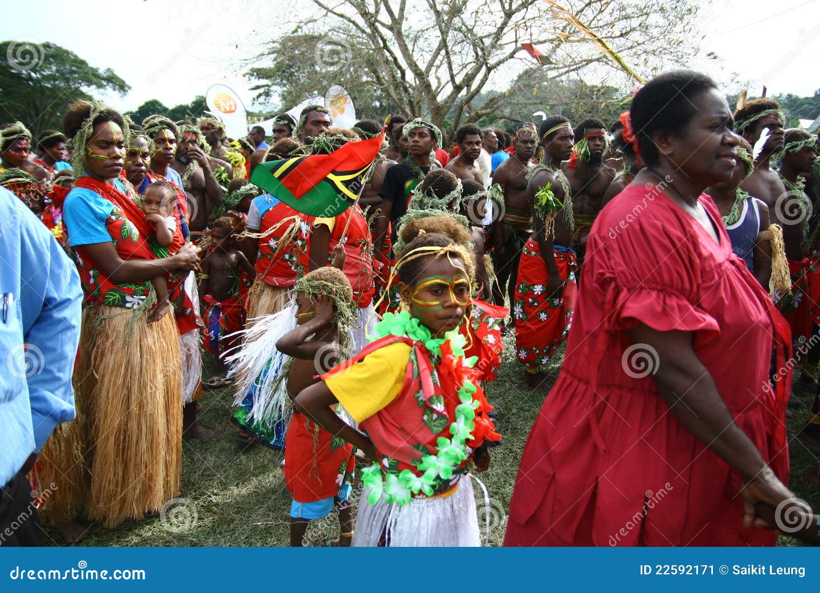 Vanuatu tribal villagers editorial photo. Image of decoration - 22592171