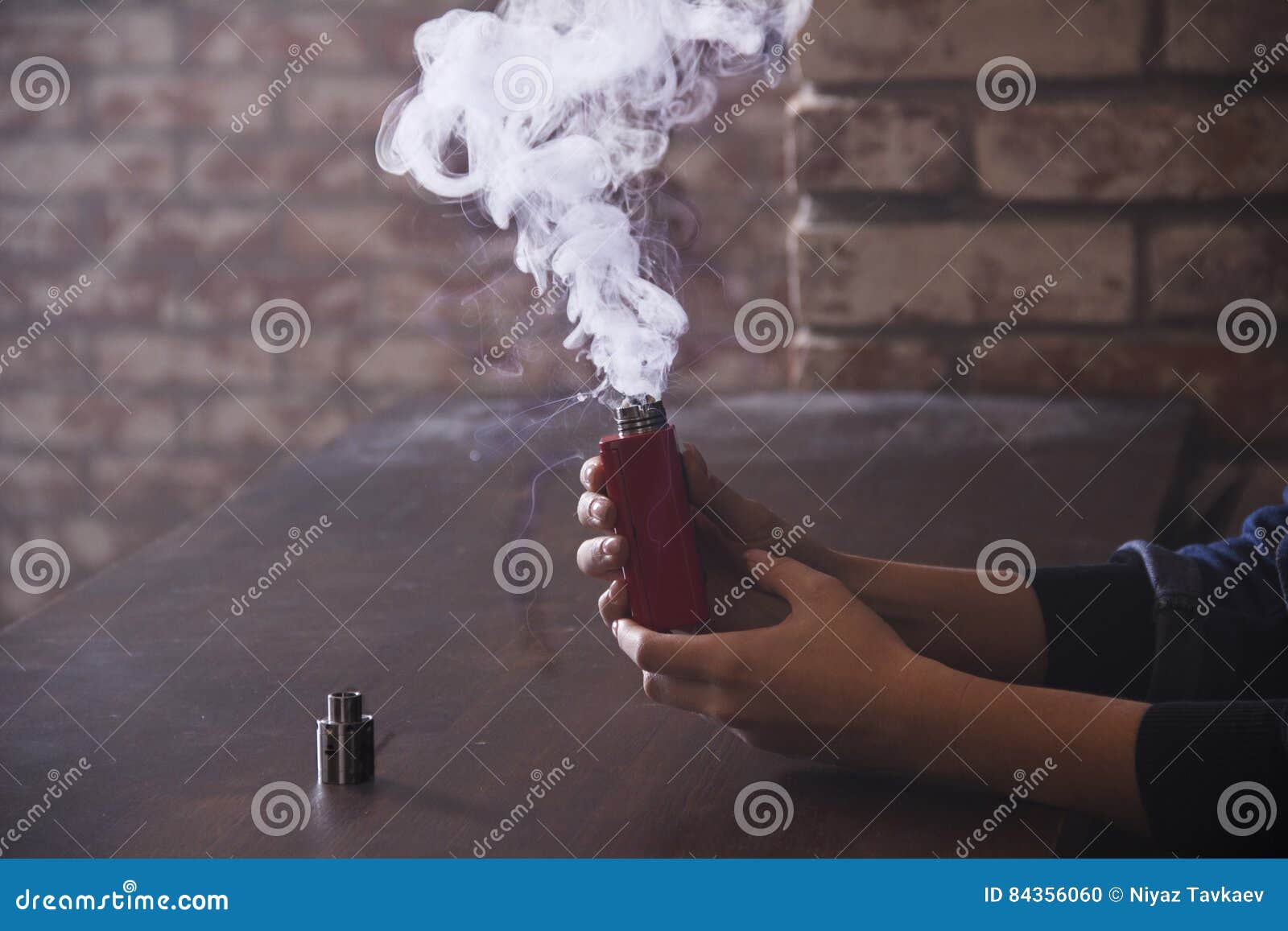 Vaping Device in in the Woman`s Hand. Stock Photo - Image of vapor ...