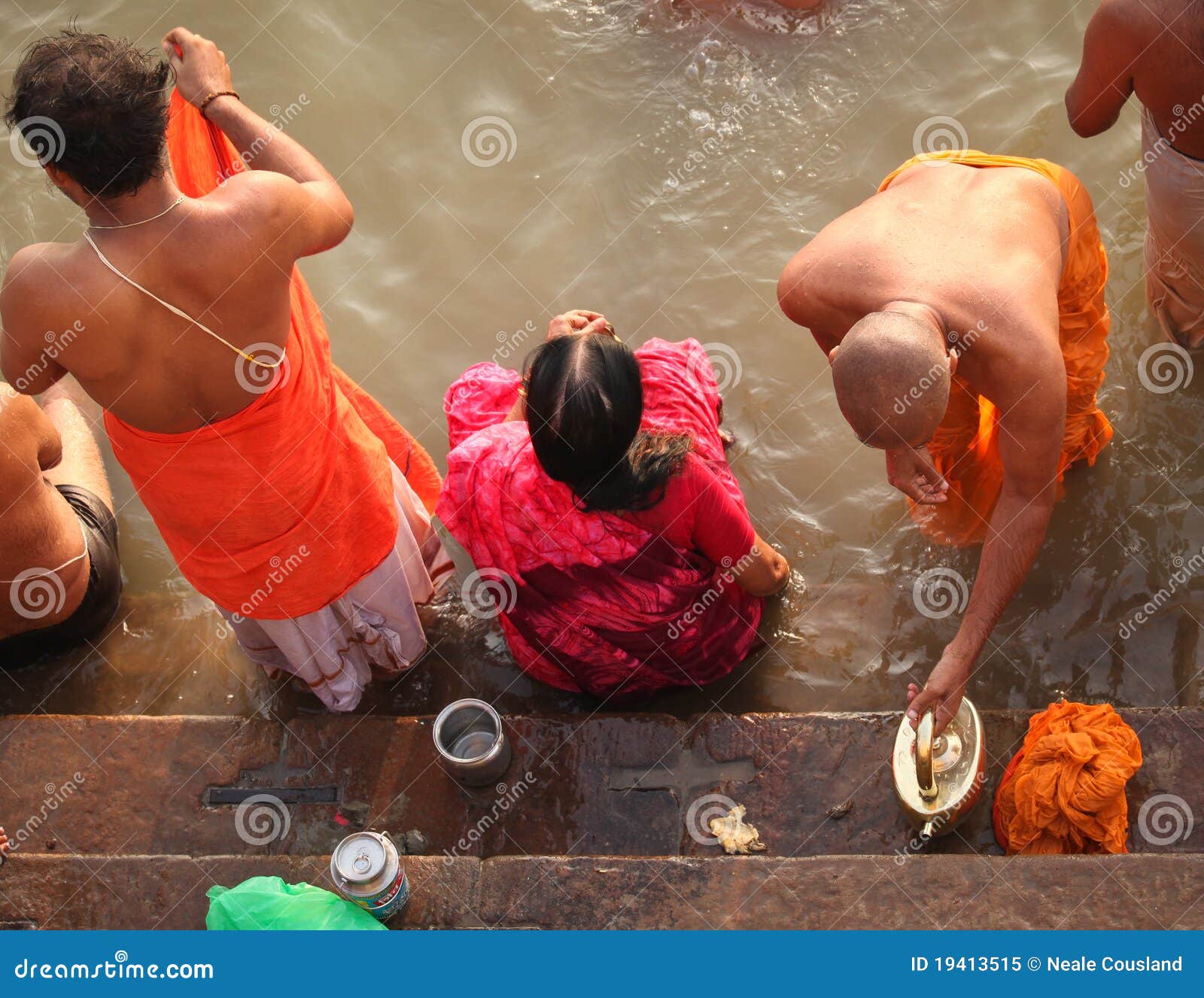 VARANASI - 6 NOVEMBER: Hindu People Editorial Image - Image of holy ...