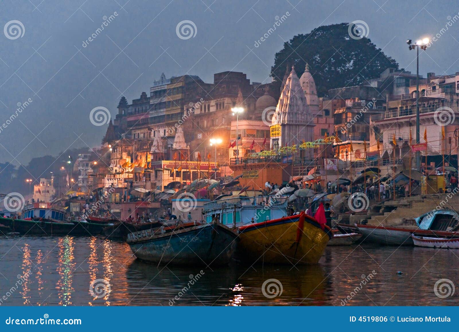 Varanasi (Benares) stock photo. Image of palace, belief - 4519806