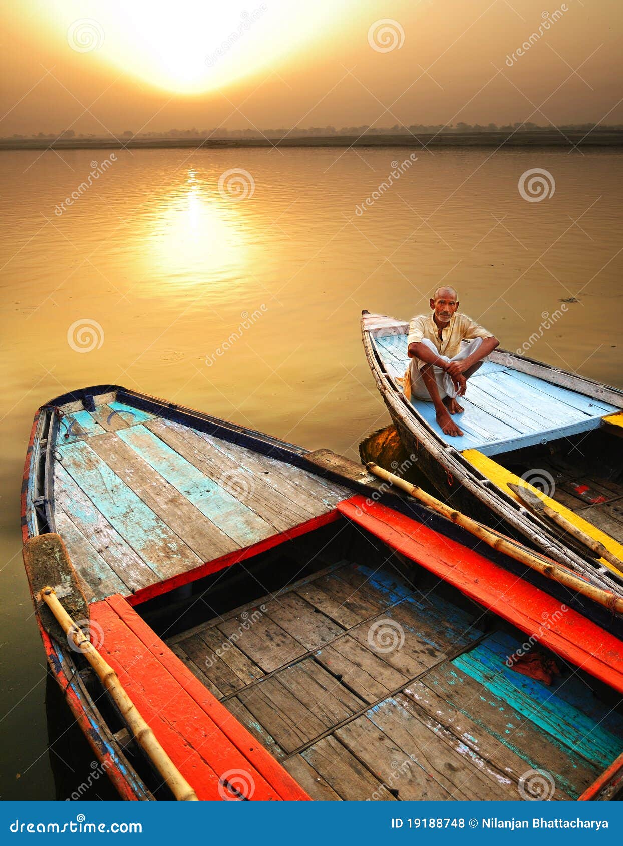 Varanasi Boatman editorial stock photo. Image of landscape - 19188748
