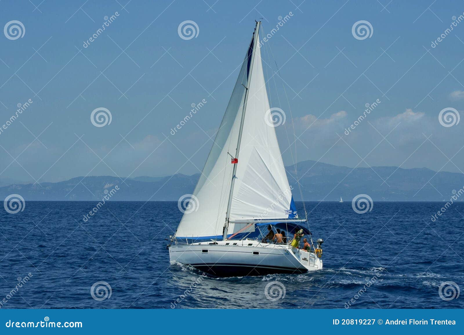 Varende boot stock afbeelding. Image of reis, overzees - 20819227