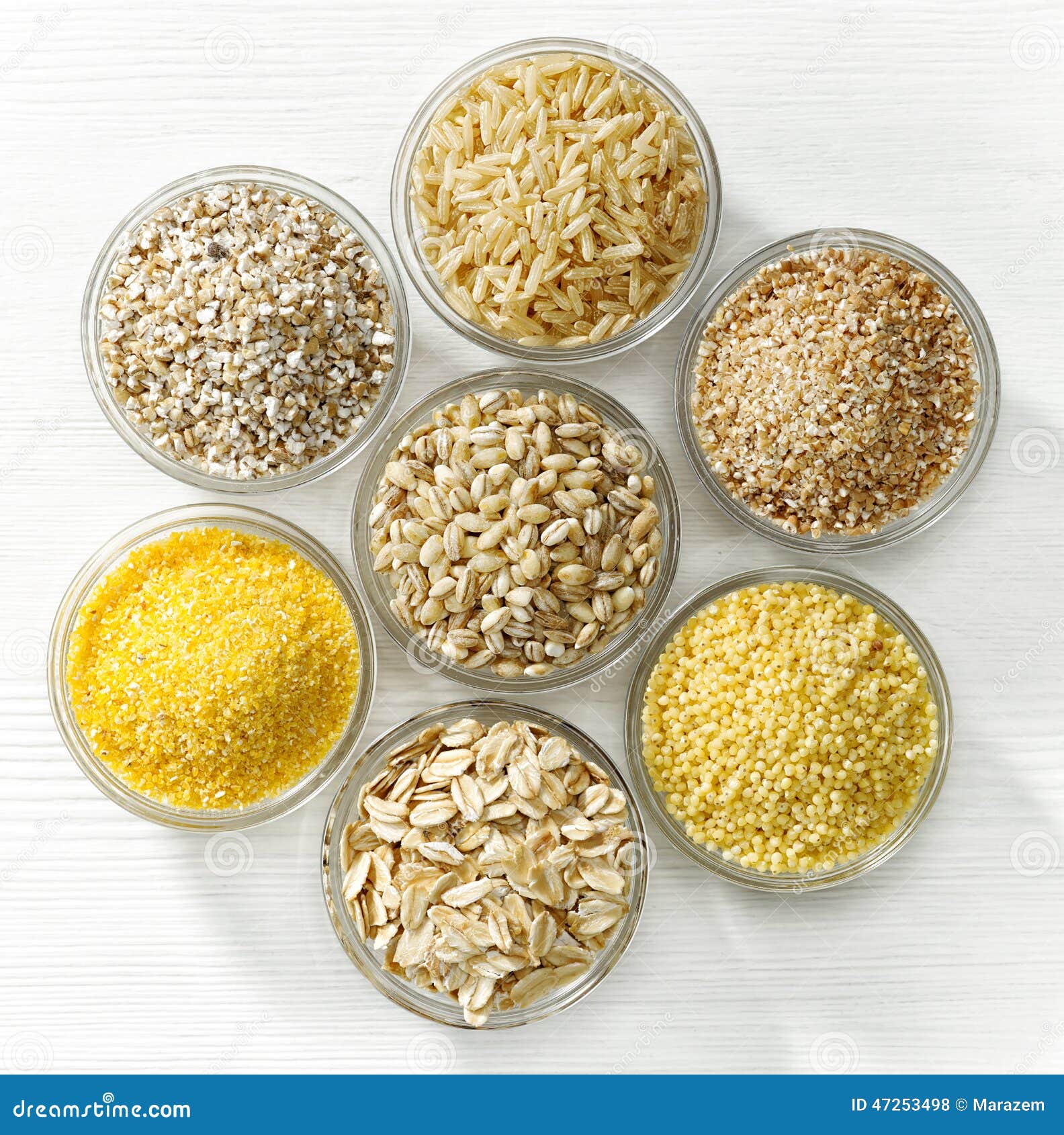 Vari Tipi Di Chicchi Di Grano Fotografia Stock - Immagine di fiocco ...