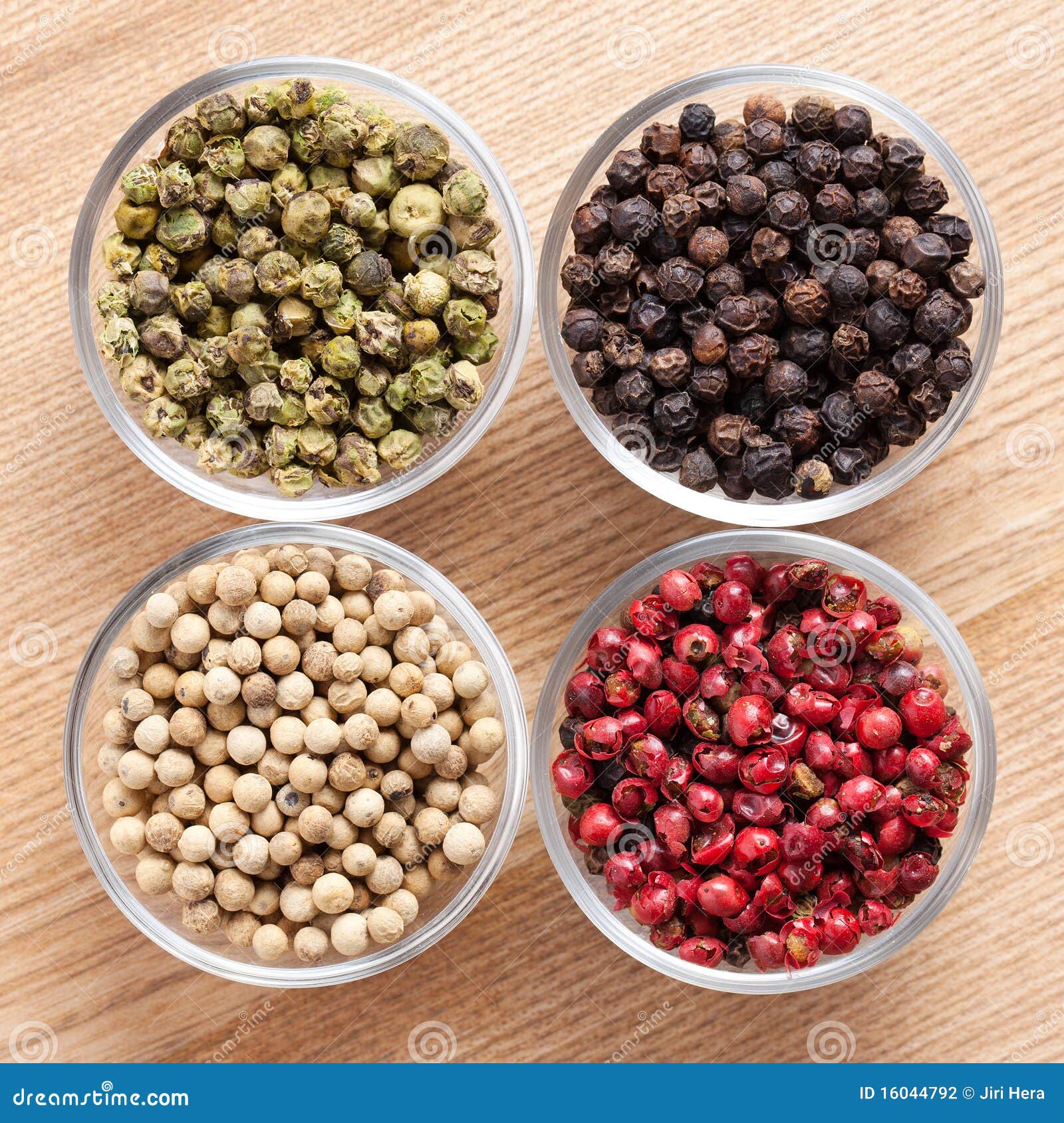 Varia pimienta colorida foto de archivo. Imagen de negro - 16044792