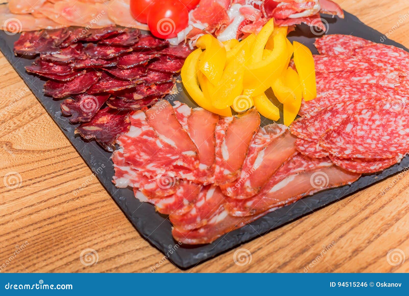 Variedad De Clases De La Salchicha Foto de archivo - Imagen de fresco ...