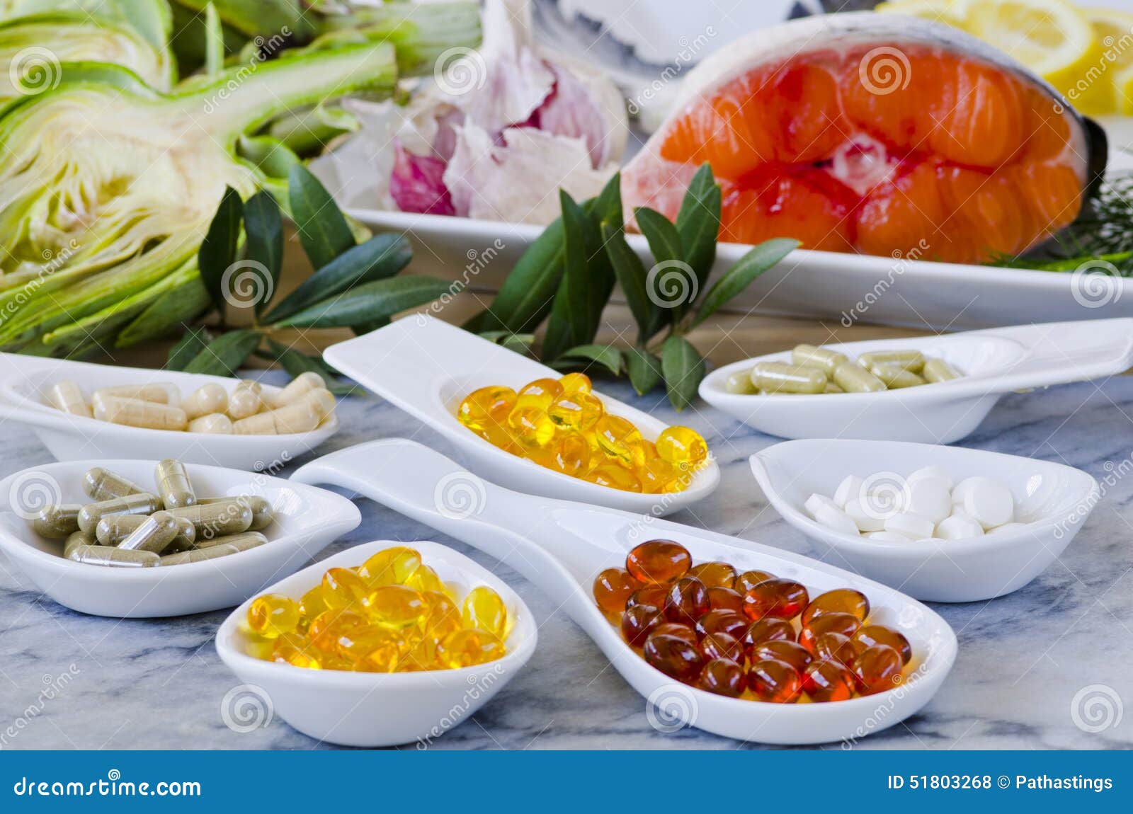 Variedad De Suplementos Alimenticios Foto de archivo - Imagen de hoja ...