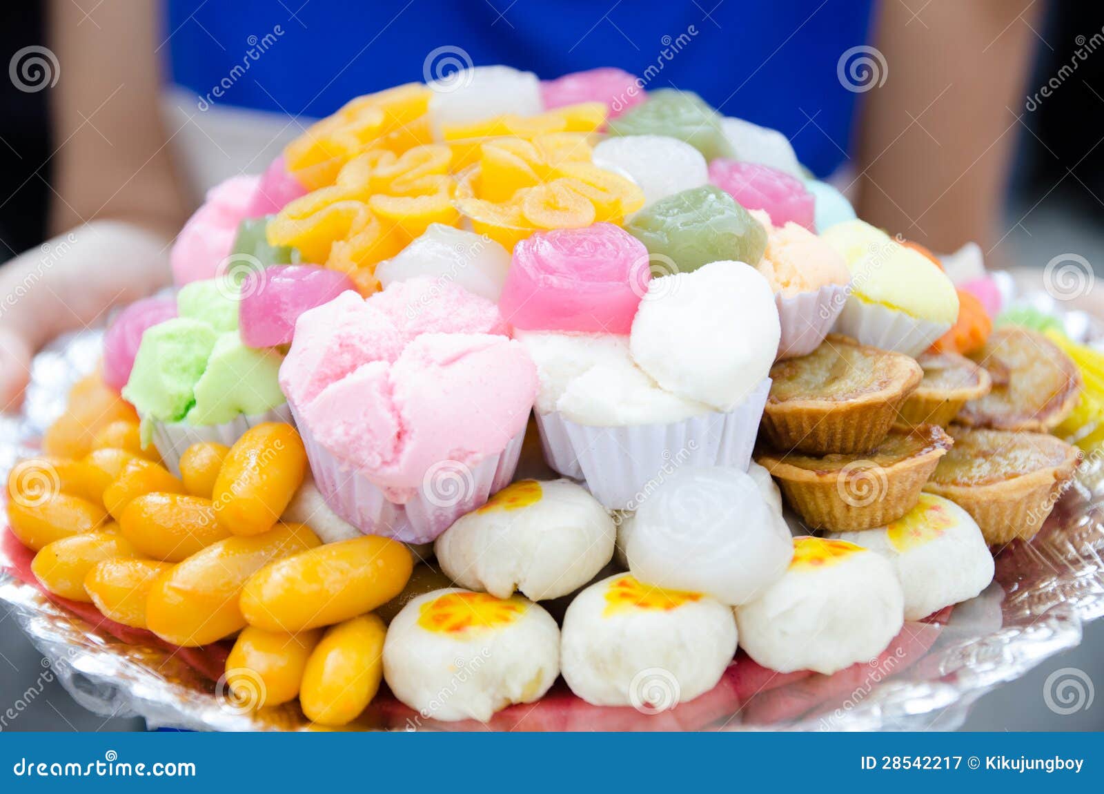 A Variety of Colourful Thai Sweet Stock Image - Image of flour, green ...