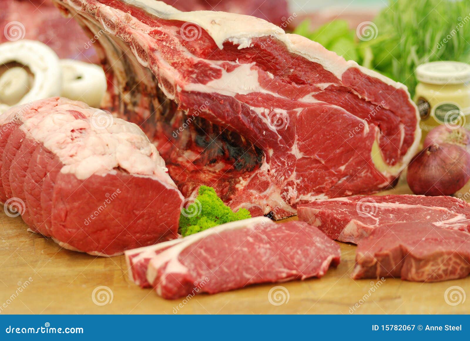 Varios Cortes De La Carne De Vaca Imagen de archivo - Imagen de carne ...