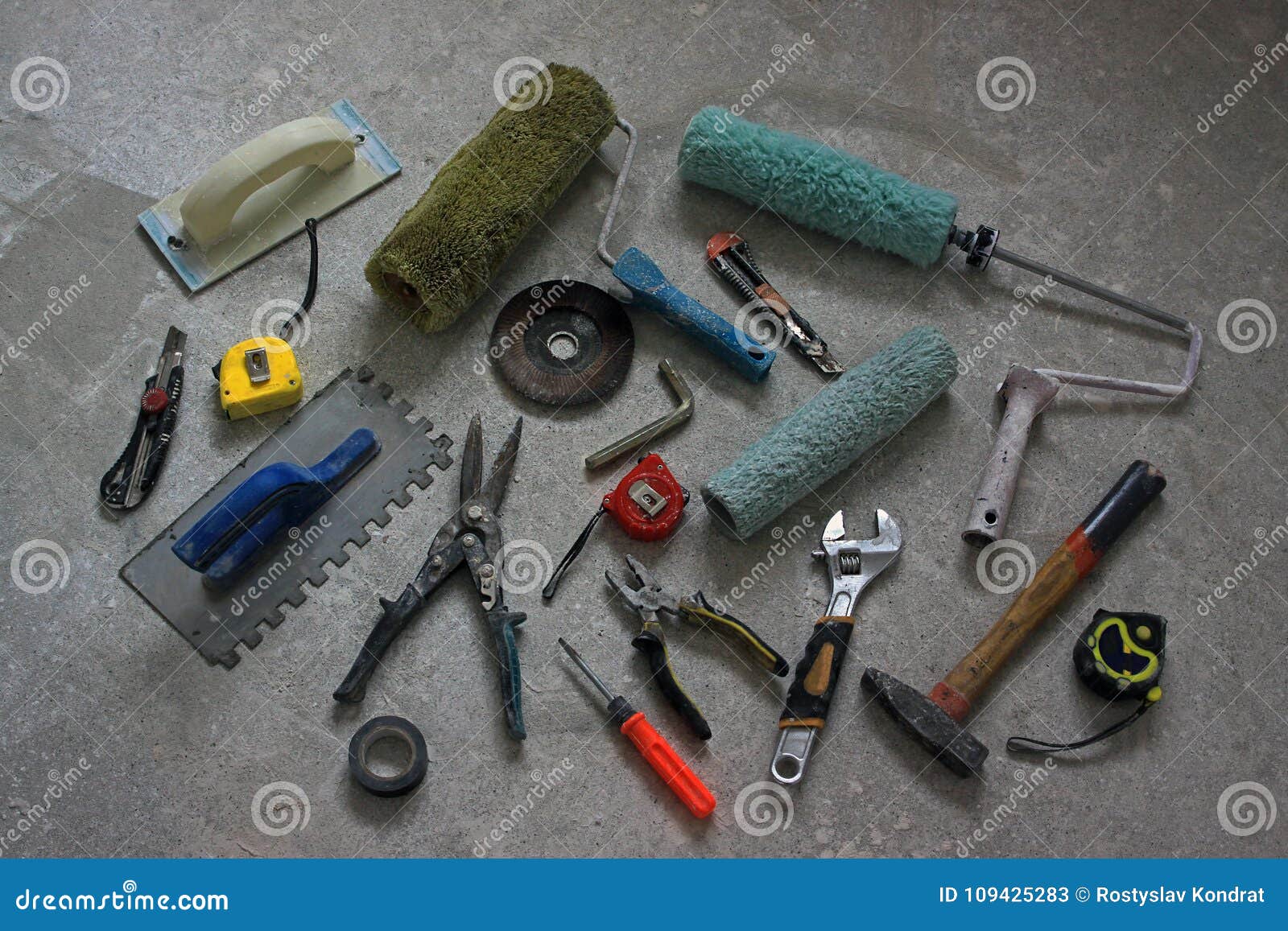 Various Dirty Builder Tools Stock Image - Image of floor, black: 109425283